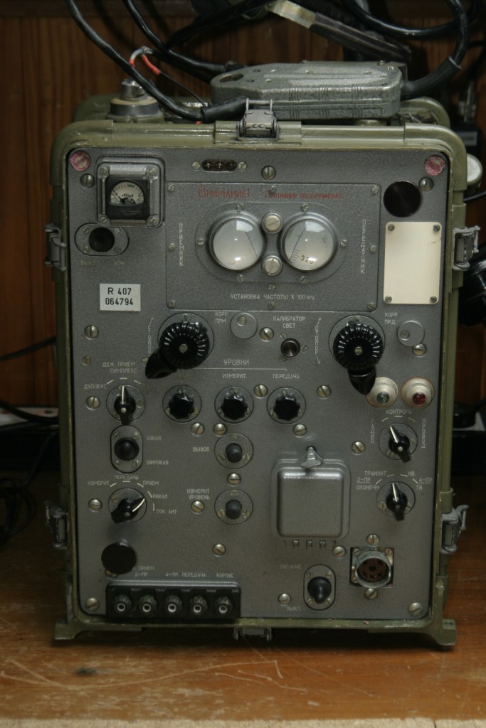 The Russian R-407 Transceiver | DC2WK Blog
